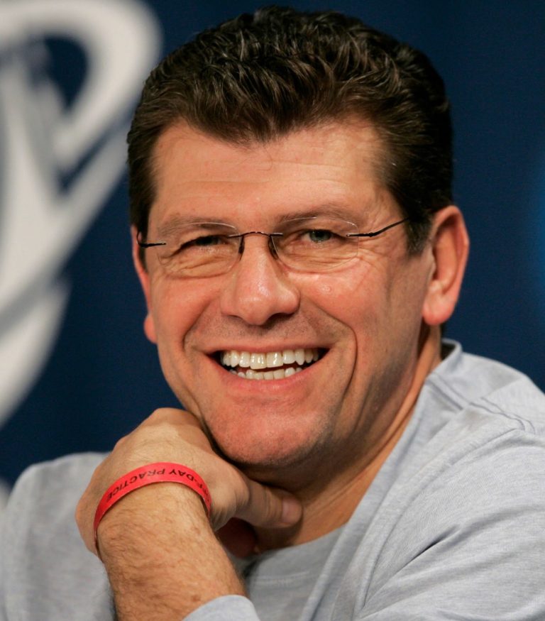 Coach Geno Auriemma Returns For Signings & Sightings Event at Mohegan ...