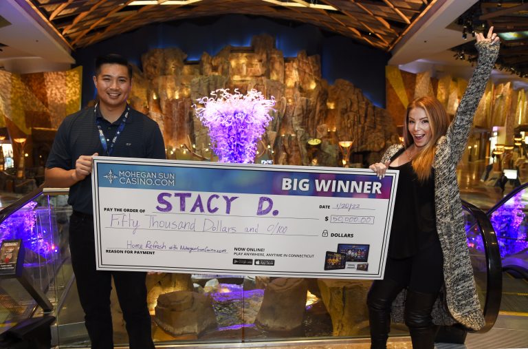 big check – Mohegan Sun Newsroom