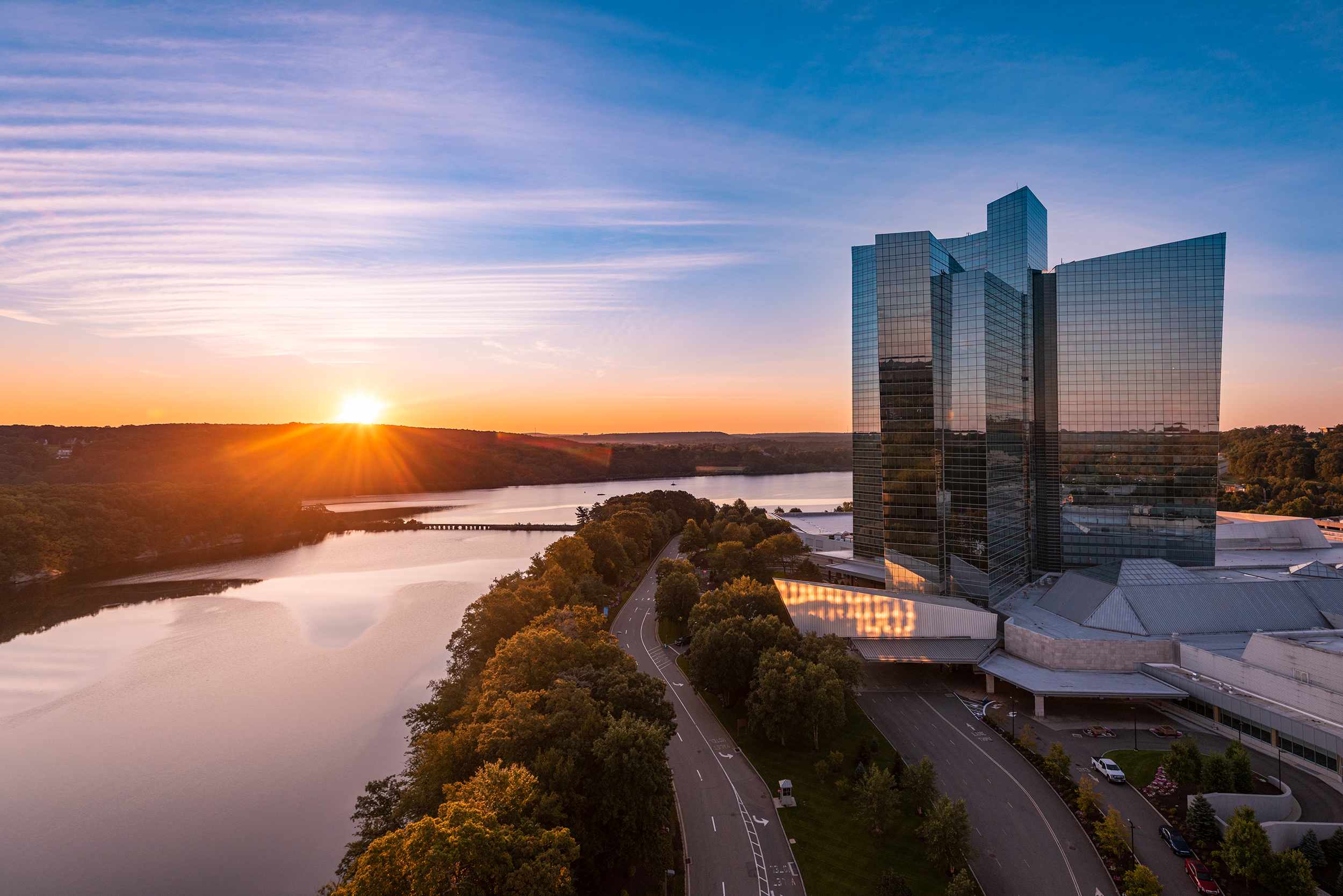 Mohegan Sun Recognized Among “Best of New England” by Yankee Magazine ...